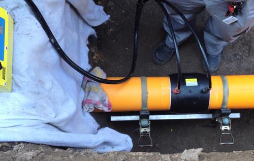 TWI - Combined Permeation of Pressurised CO2 with Impurities through ...